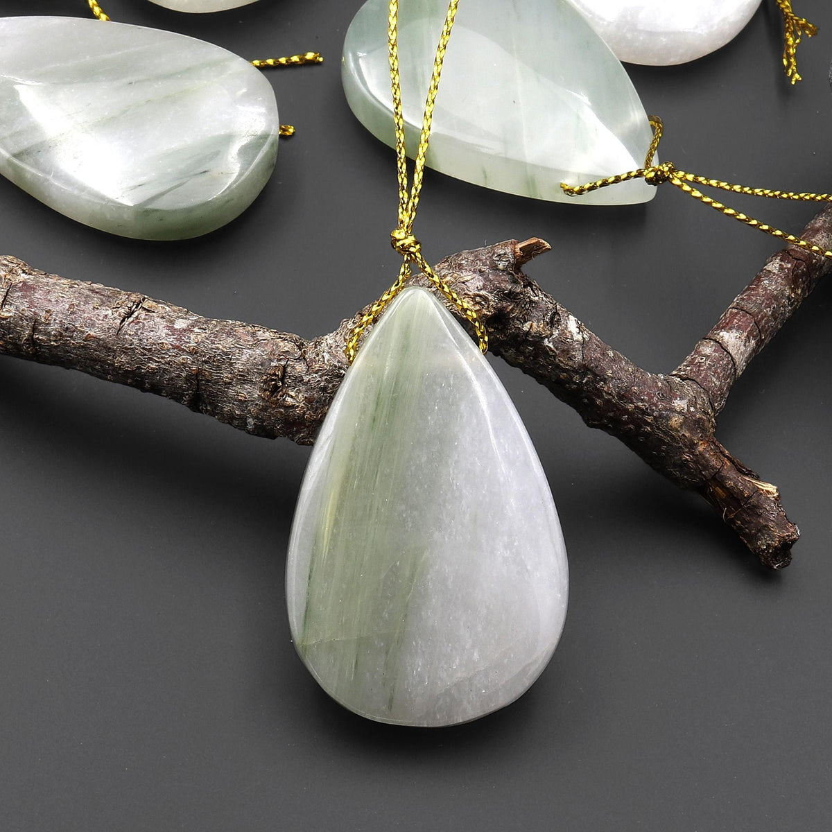 Natural Green Actinolite In Quartz Pendant Side Drilled Teardrop Gemst ...