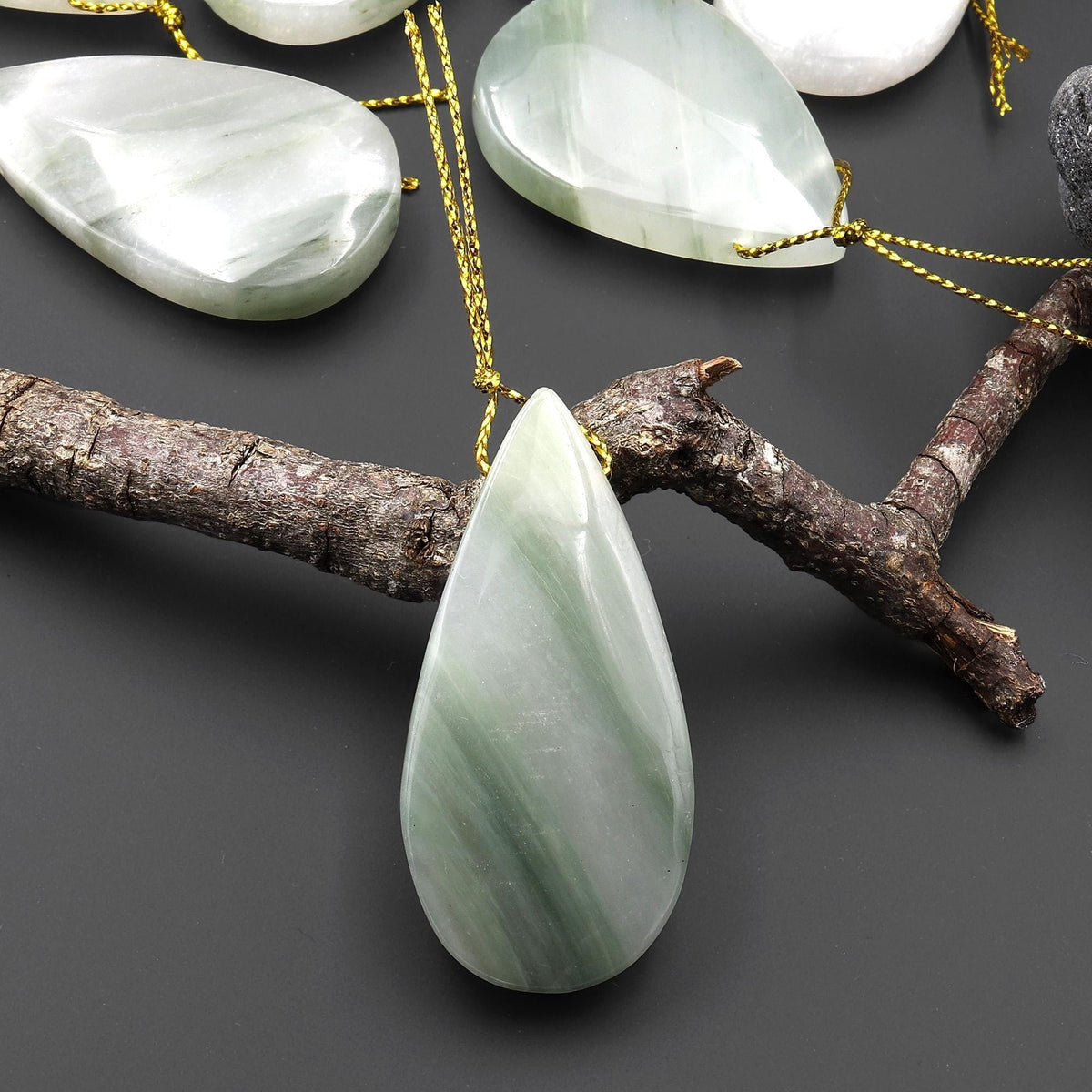 Natural Green Actinolite In Quartz Pendant Side Drilled Teardrop Gemst ...